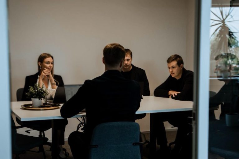 Front page - Modena Capital